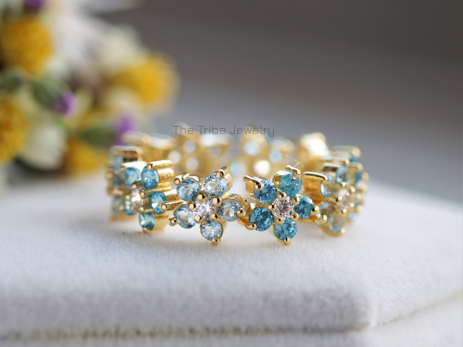 14k Gold Sapphire Flower Eternity Band: Nature Inspired Wedding Ring - Etsy