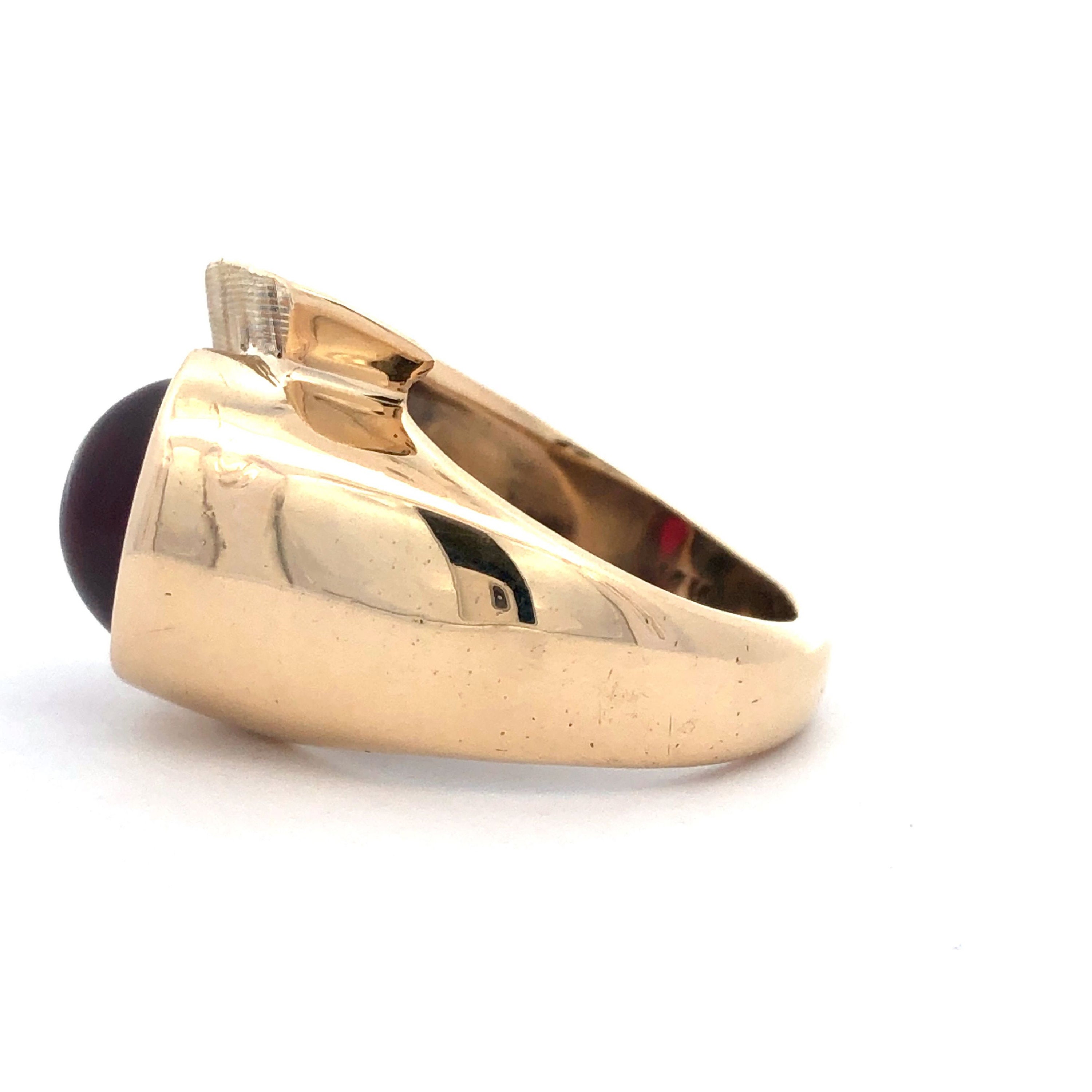 Vintage 1970s Asymmetrical Synthetic Ruby Cabochon Ring in 14kt Gold - Etsy