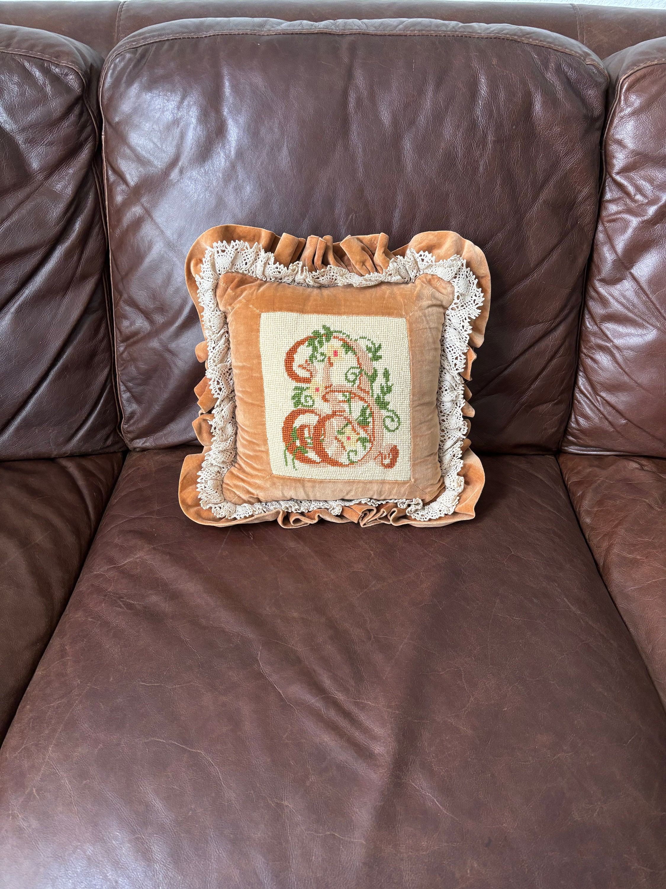 Vintage Needlepoint & Crushed Velvet B Monogramed Ruffle Pillow - Etsy
