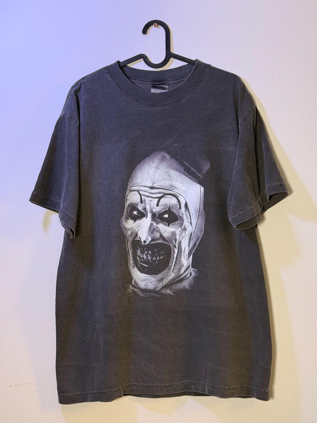 Terrifier Art the Clown Horror T-shirt | Vintage Wash Graphic Tee ...