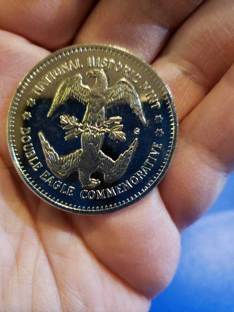 Vintage Elvis Presley Silver and Gold Commemorative Coin Double Eagle G ...