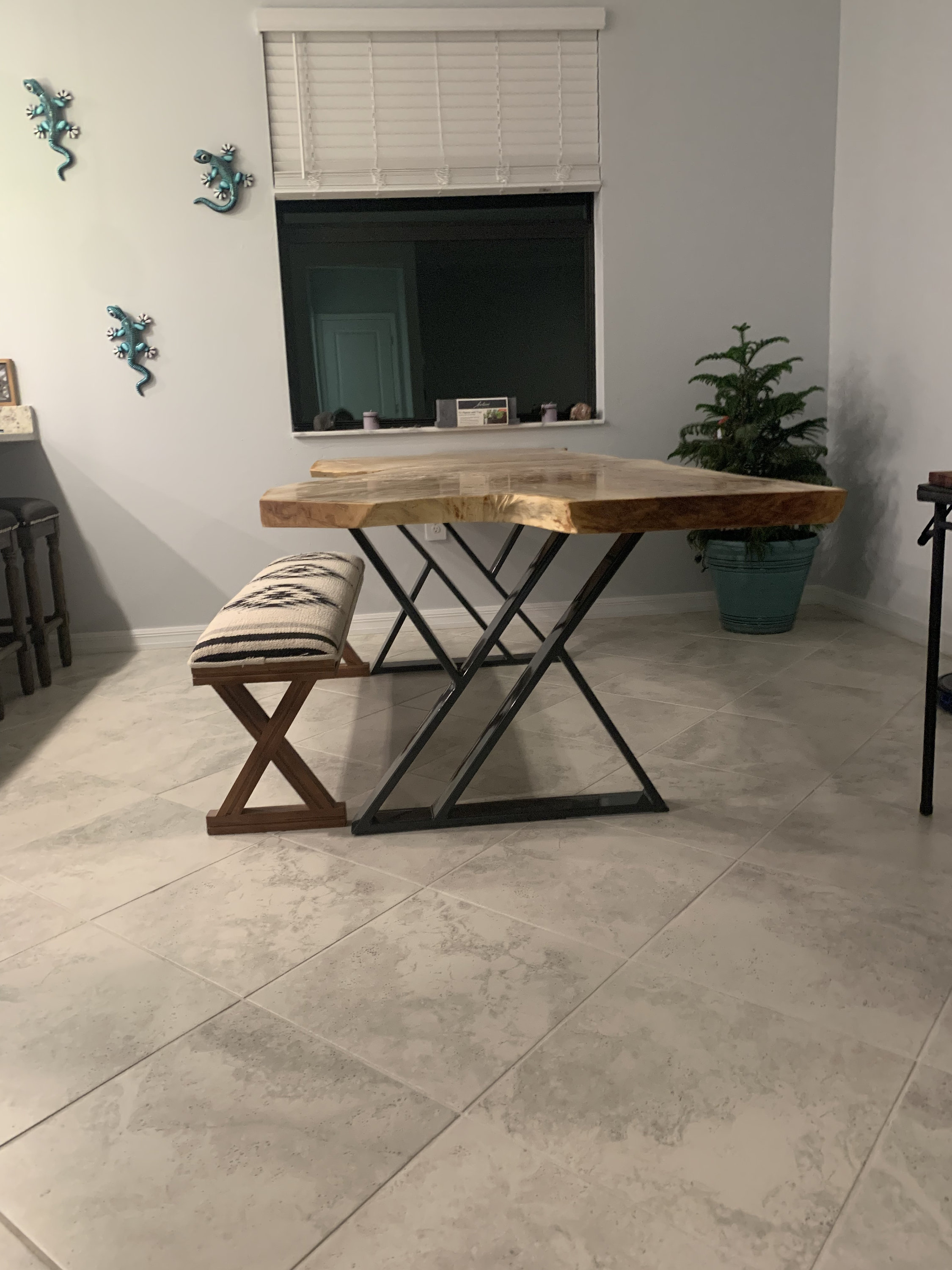 Live Edge Dinner Table - Etsy