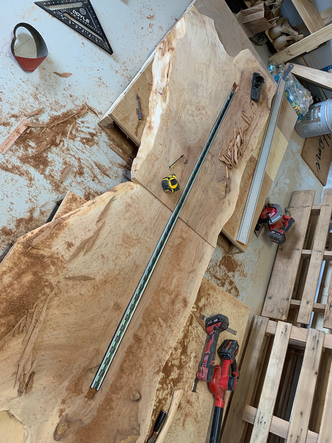 Live Edge Dinner Table - Etsy