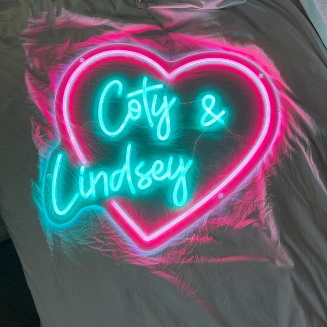 Custom Heart Wedding Neon Sign, Family Name Neon Sign, Personlized LED ...