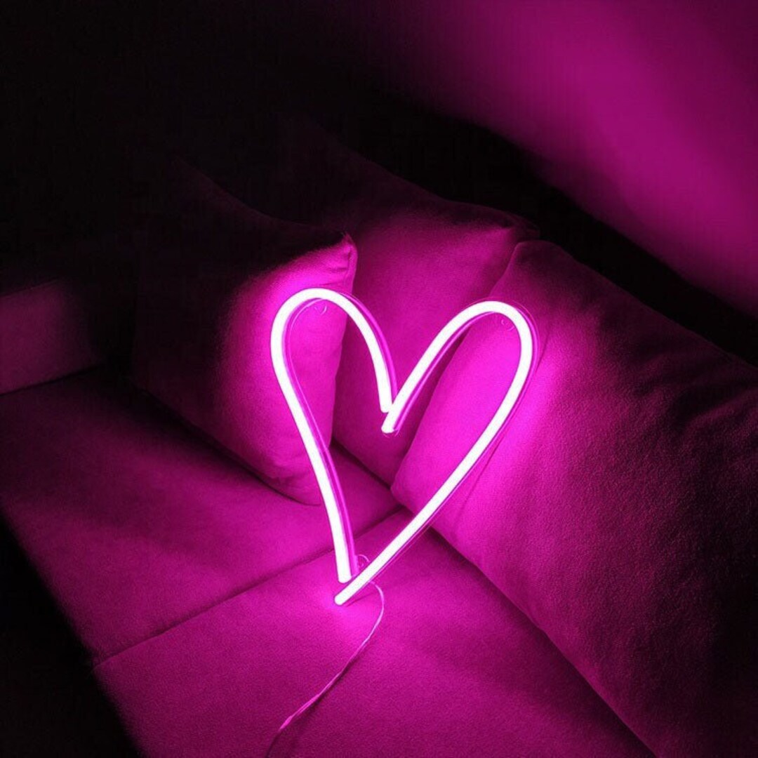 Minimalist Heart LED Neon Sign, Heart Home Decor, Custom Wedding Party ...