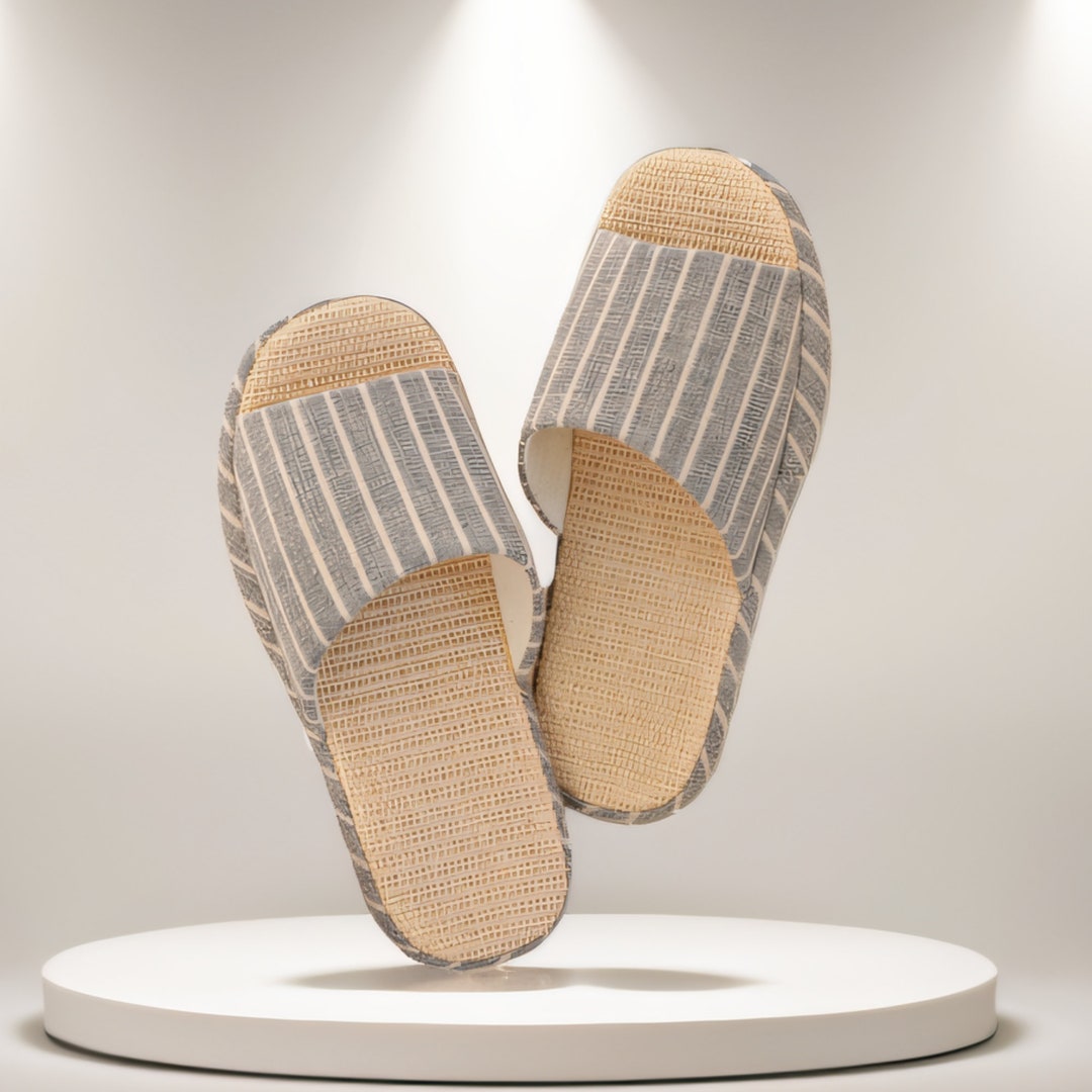 Unisex Cotton-linen Blend Slippers With a Subtle Heel for Summer ...