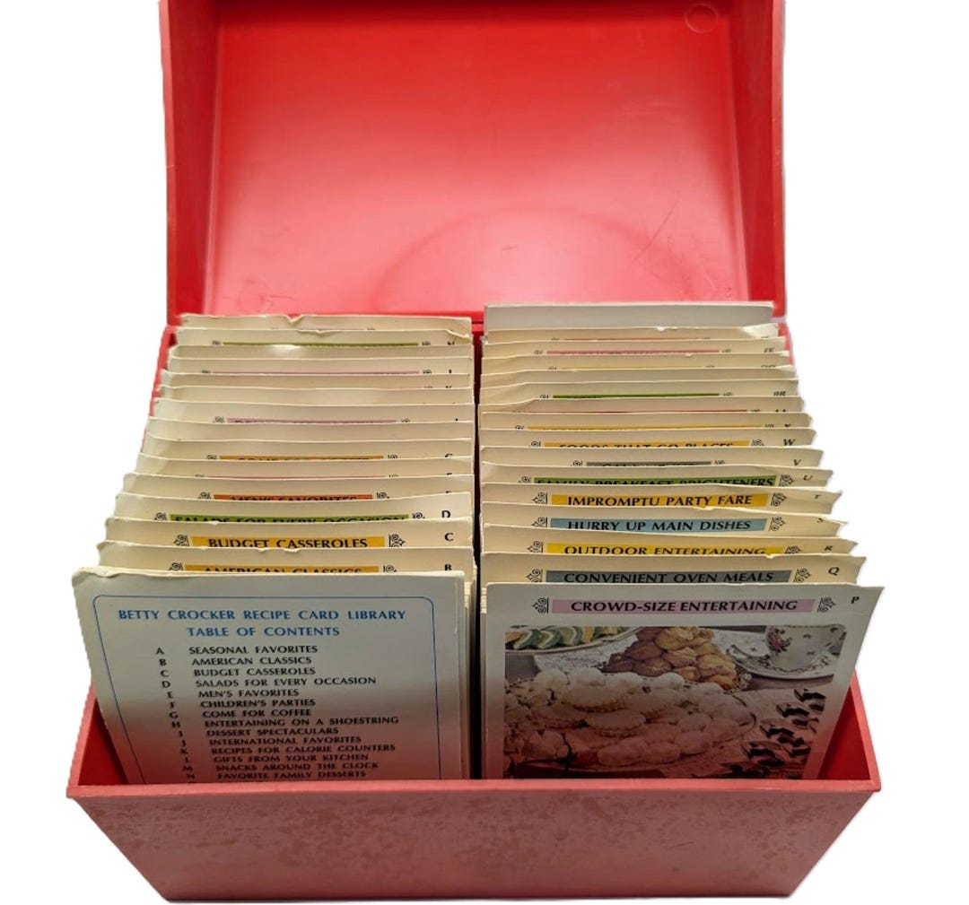 Vintage Betty Crocker 500 Recipe Card Library Set With 24 Categories of ...