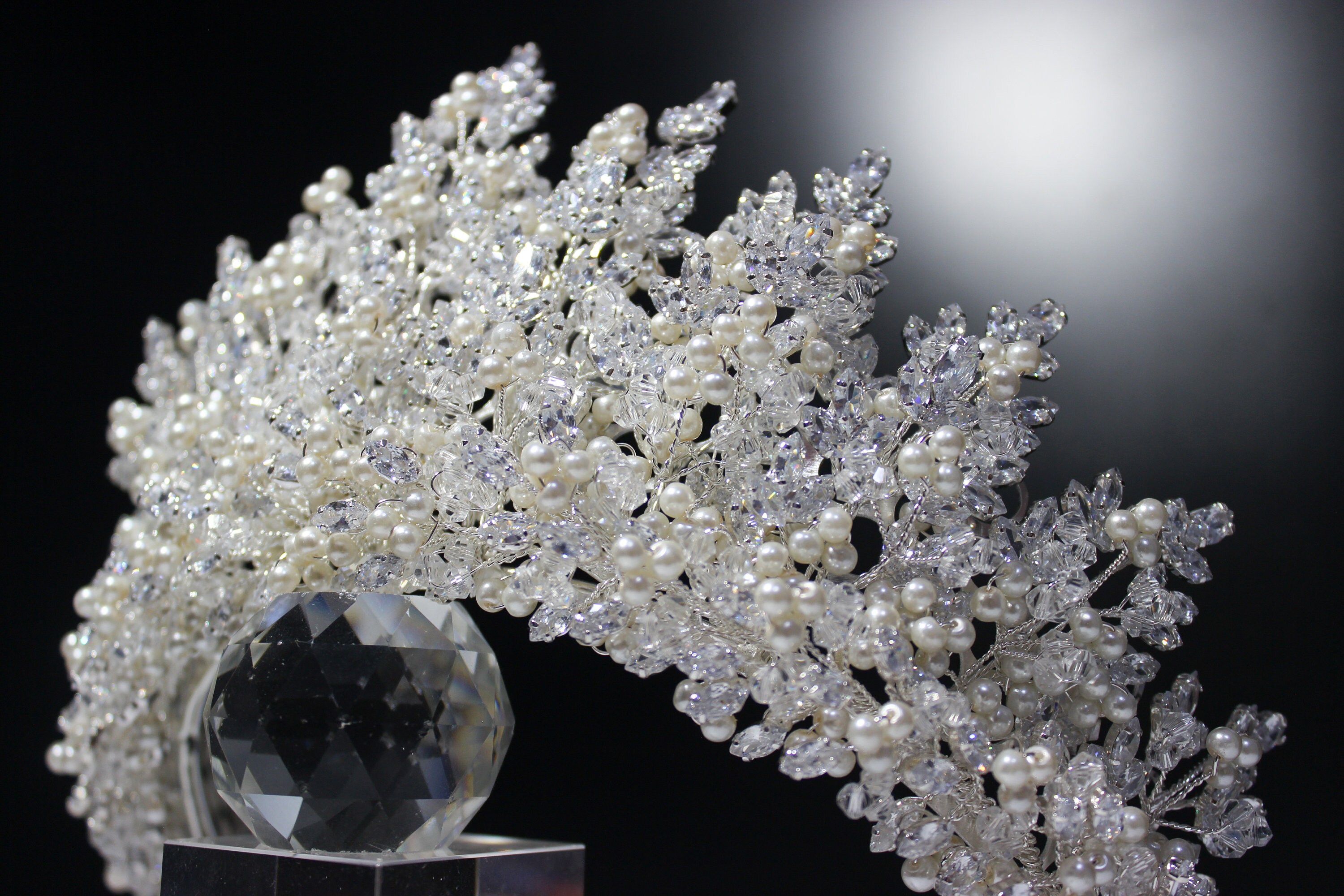 Swarovski Zircon and Pearl Bridal Crown. Wedding Tiara, Quinceanera ...