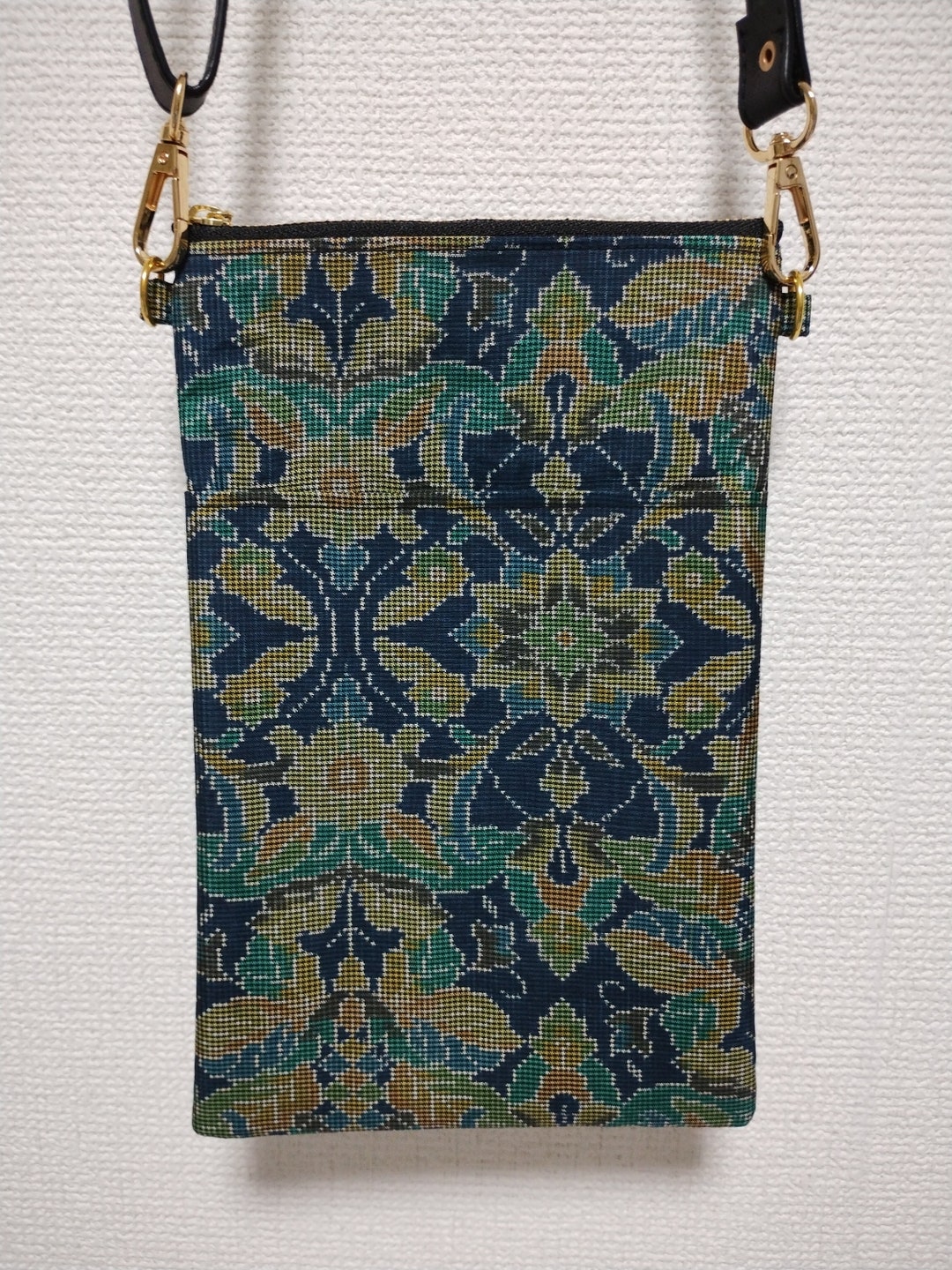 Japanese Vintage Kimono ohshima Tsumugi 100% Silk Shoulder Bag, Pouch ...