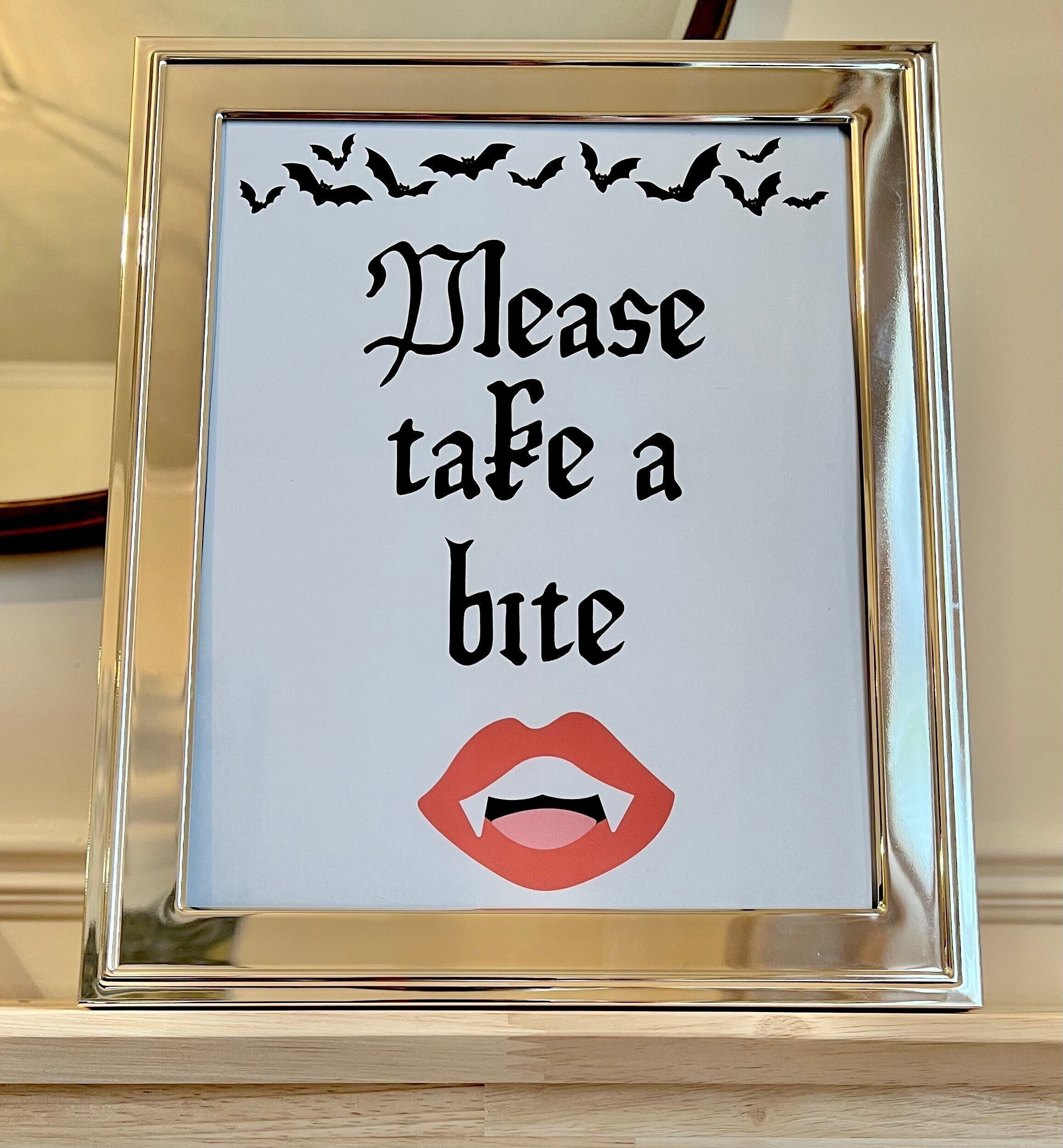 VAMPIRE HALLOWEEN Sign / Dracula Sign - Etsy