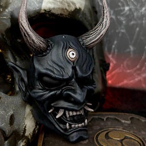 DBD Oni Mask Necklace, Black Oni Mask With Beads, Japanese Oni Pendant ...
