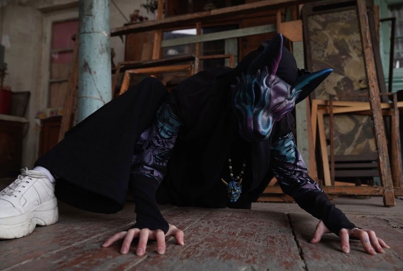 Japanese Kitsune Mask - Purple and Blue Wolf Mask Wearable, Japan Fox ...