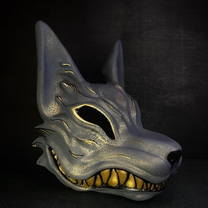 Black Japanese Kitsune Mask With Gold Craquelure, Kitsune Cosplay Mask ...