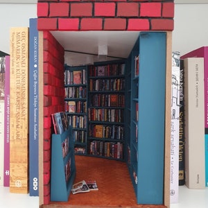 Book Nook Library Diorama Bookend Bookshelf Insert With Blue Bookcase ...