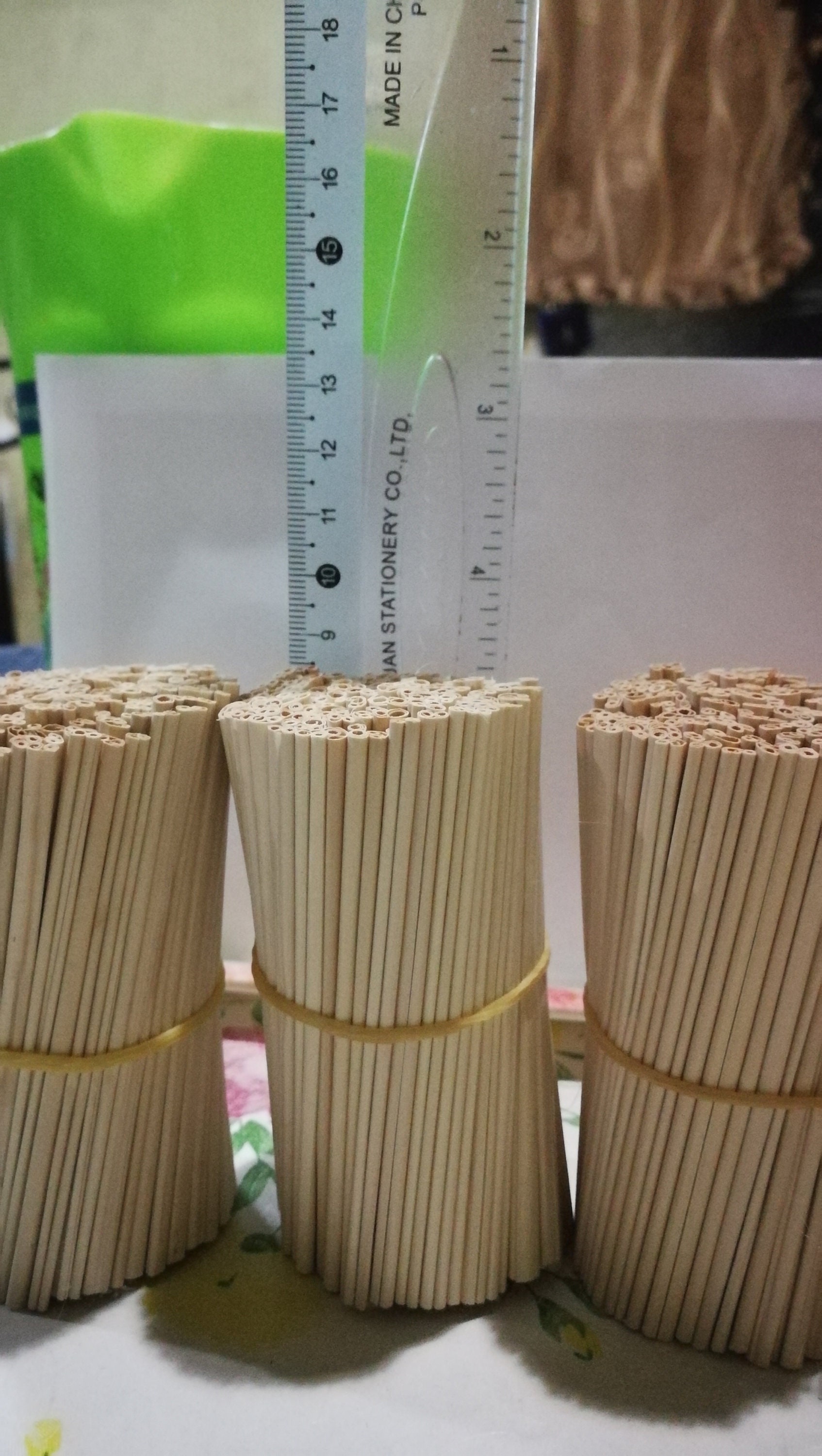 Palm Leaf Pre Rolled Wraps 4 Bundle Nipah Leaves....approx 100 Leaves ...