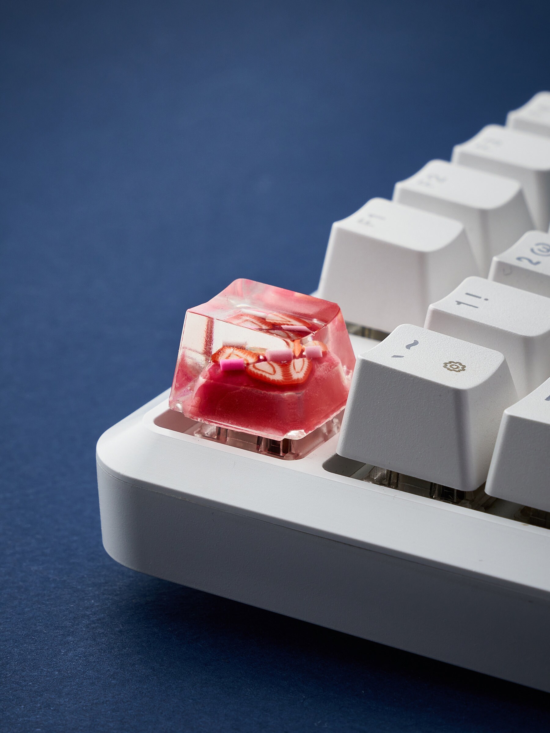 Artisan Keycap, Strawberry Keycap , Keycap Handmade OEM Back Lit OEM ...