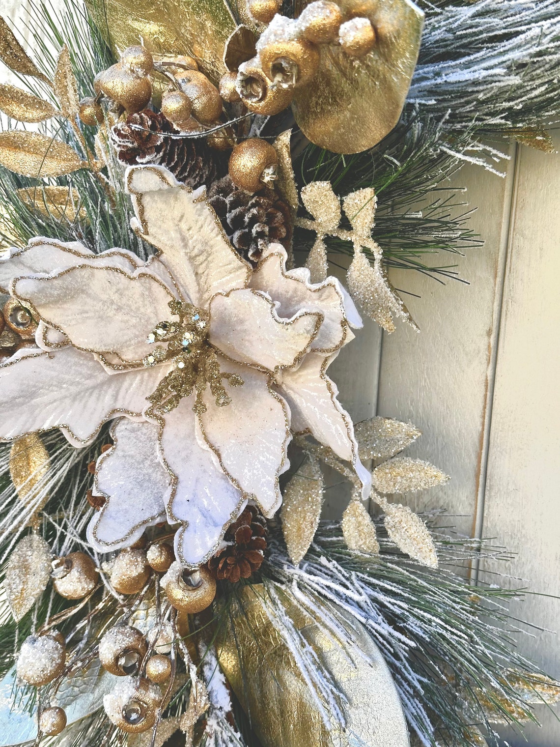 Champagne Gold Poinsettia Wreath, Champagne Winter Wreath, Glam ...