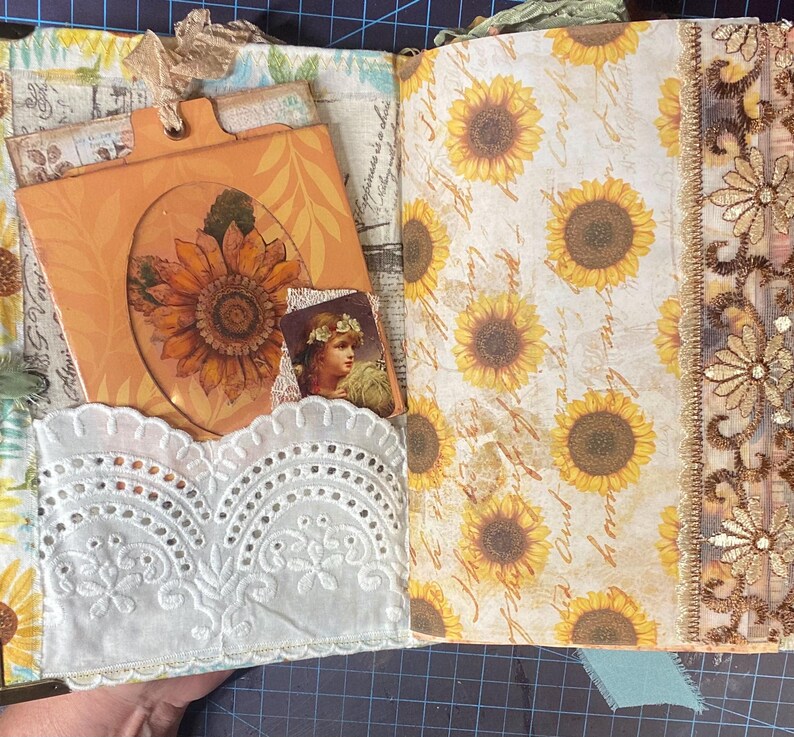 Sunflowers ~ Autumn Days ~ Handmade Junk Journal - Etsy
