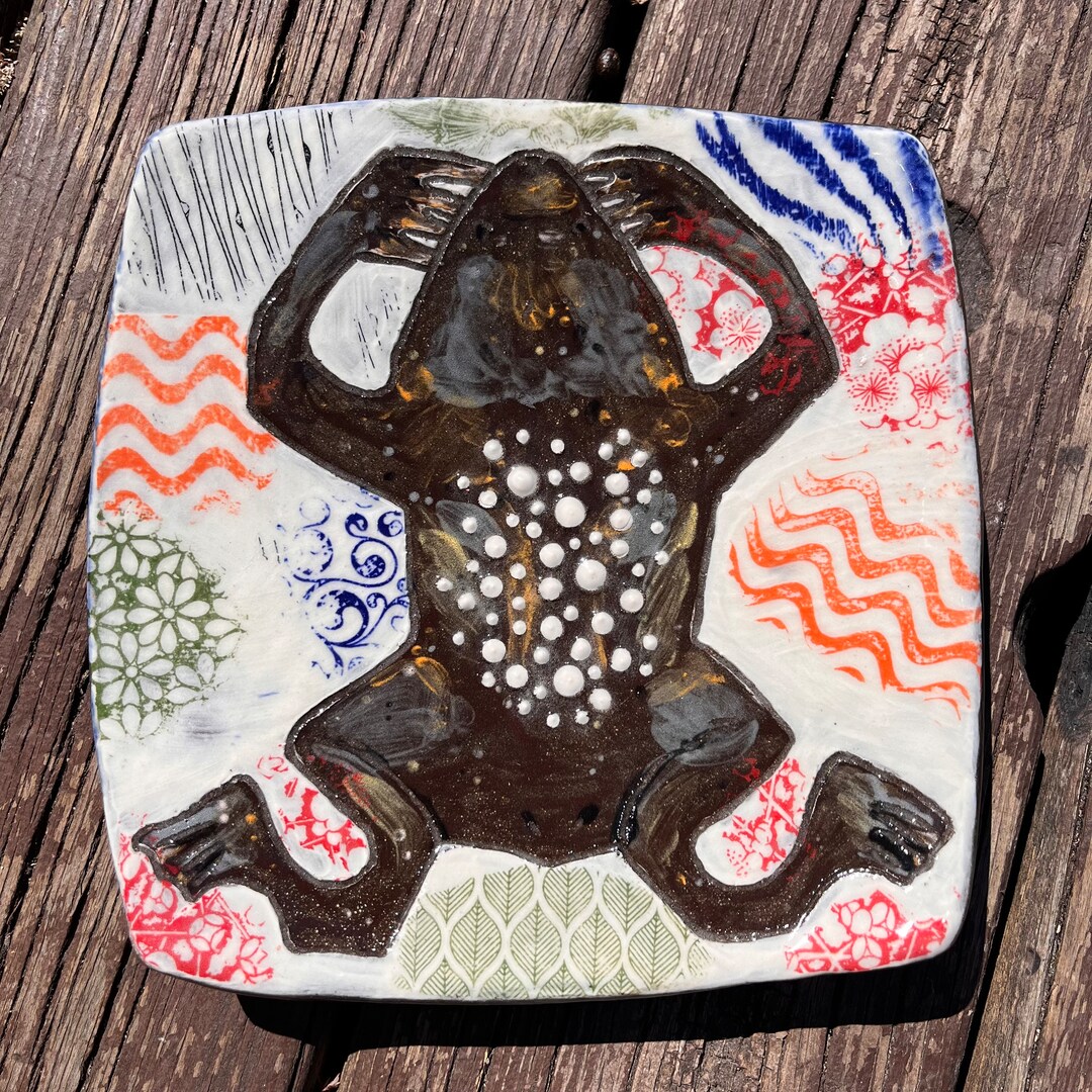 Pipa Pipa Suriname Toad Handmade Ceramic Dinner Plate - Etsy