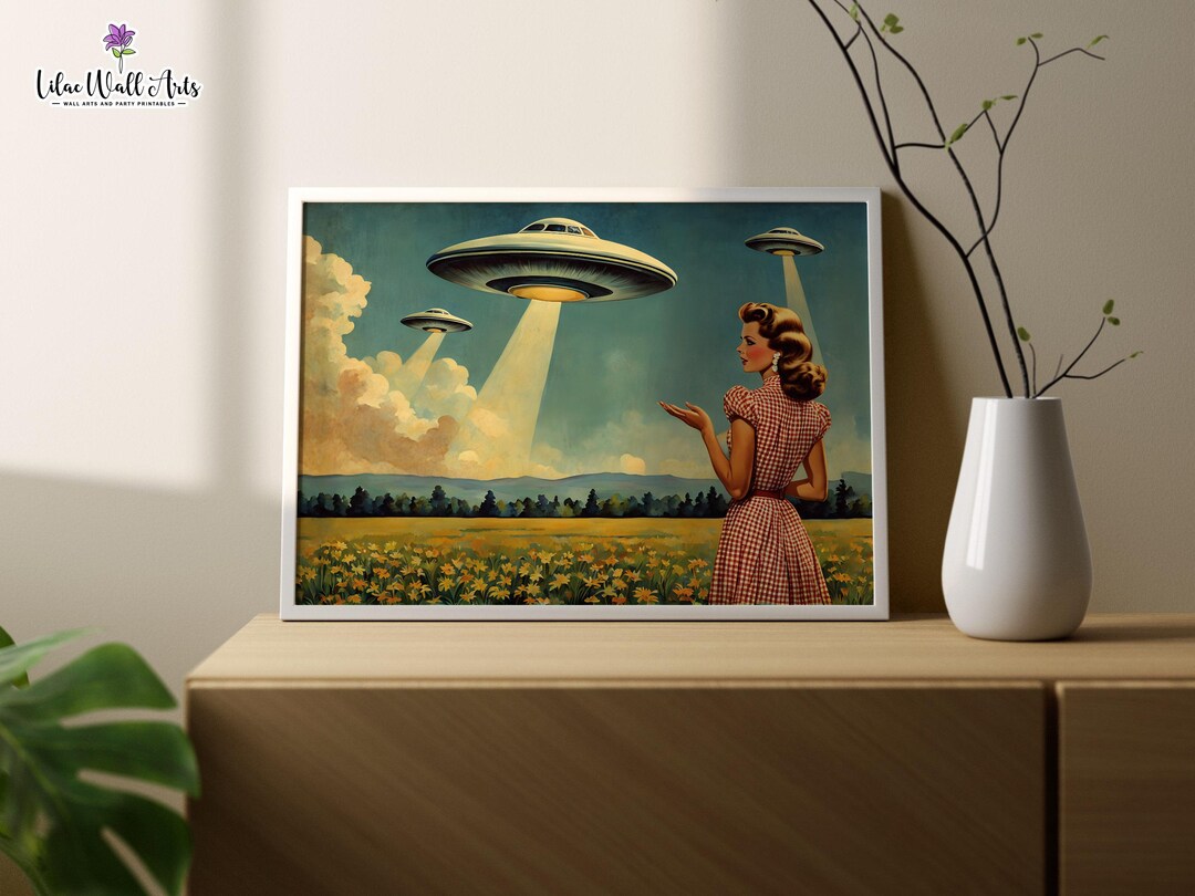Retro UFO Spaceship Art: Vintage Alien Poster, Flying Saucer Art ...