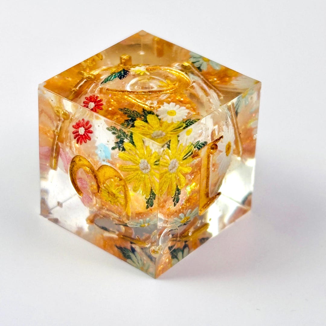 Daisy Liquid DND Dice Set, Floral Resin Dice for D&D Gifts, Table Role ...