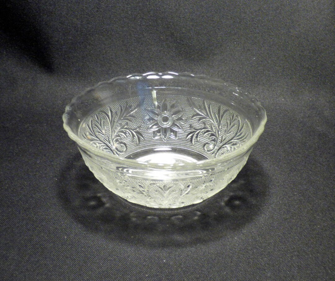 Anchor Hocking Vintage Sandwich Glass 6 1/2 Bowl - Etsy