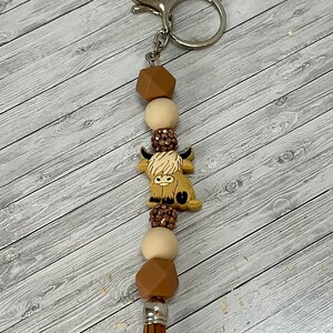 Highland Cow Key Chain, Silicone Bead Key Chain Charm, Backpack Tag ...