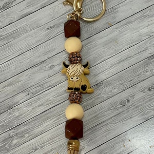 Highland Cow Key Chain, Silicone Bead Key Chain Charm, Backpack Tag ...
