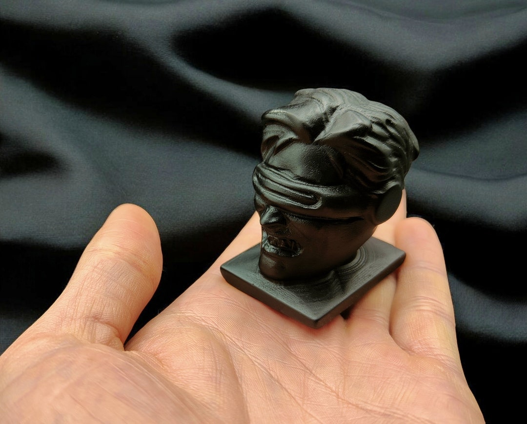 Obsidian Xmen Carving, Obsidian Cyclops Carving Black Crystal Xmen ...