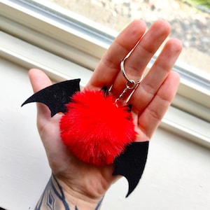 Cute Fuzzy Bat Keychain Gothic Purse Charm A Must-have Witchy Accessory ...