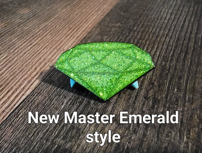 Master & Chaos Emeralds SET of 8 Pins [unofficial Fan Merch] - Etsy
