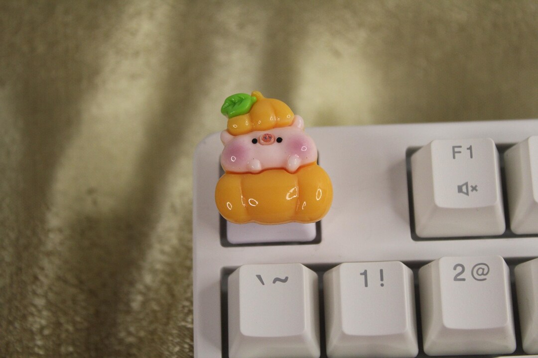 Kawaii Pig Character Keycaps, Pumpkin Keycap, Fall Keycap, Halloween ...