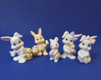 Vintage Set of Easter Bunny Figurines - Etsy