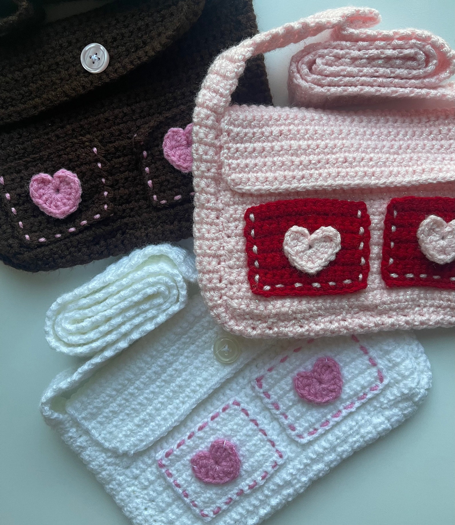 Signature Crochet Messenger Bag Pattern With Heart Pockets - Beginner ...