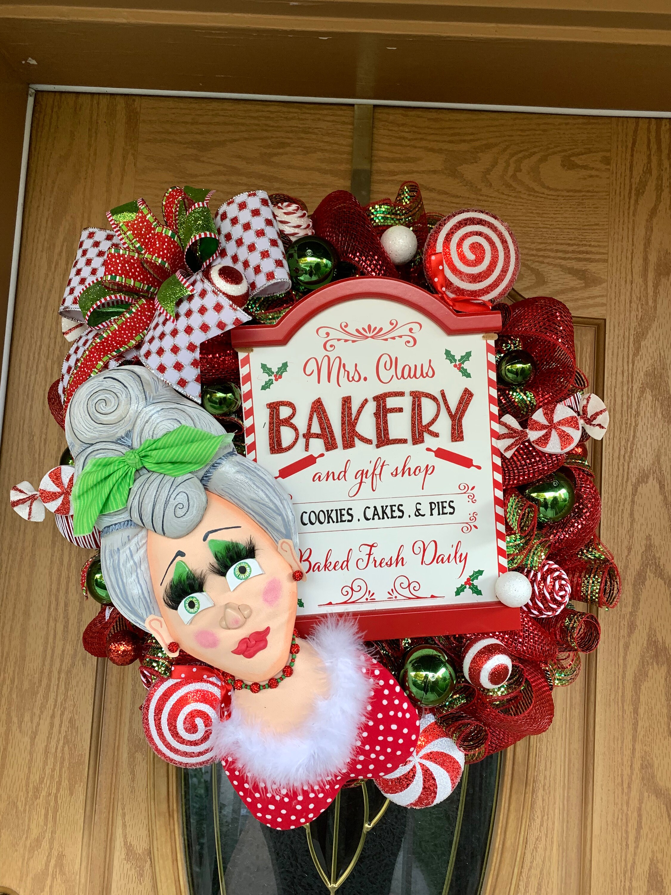 Mrs. Claus Bakery Deco Mesh Wreath With Festive Ornaments and Sweets - Etsy