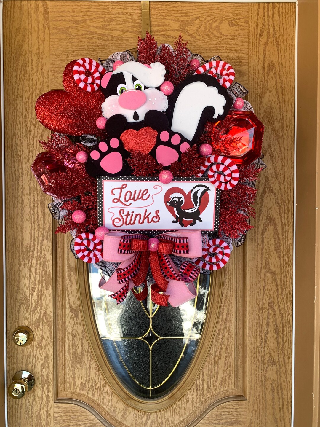Love Stinks Valentine’s Day Wreath - Etsy