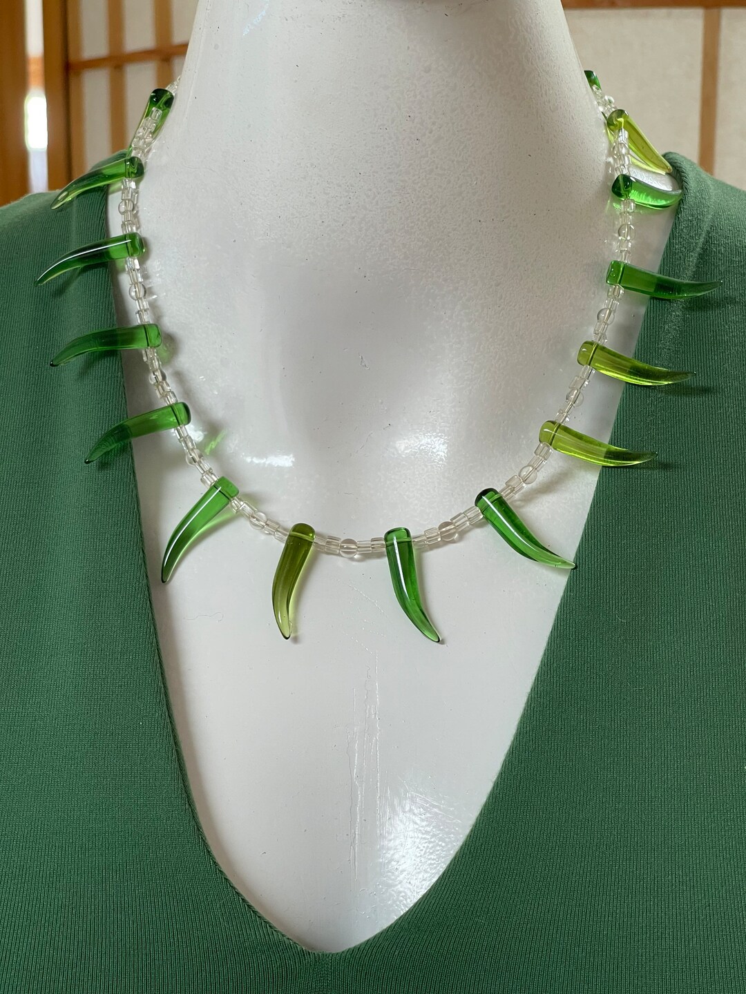 Unique “bear Claw” Necklace Glass-like Plastic Claw Beads & Clear Beads ...