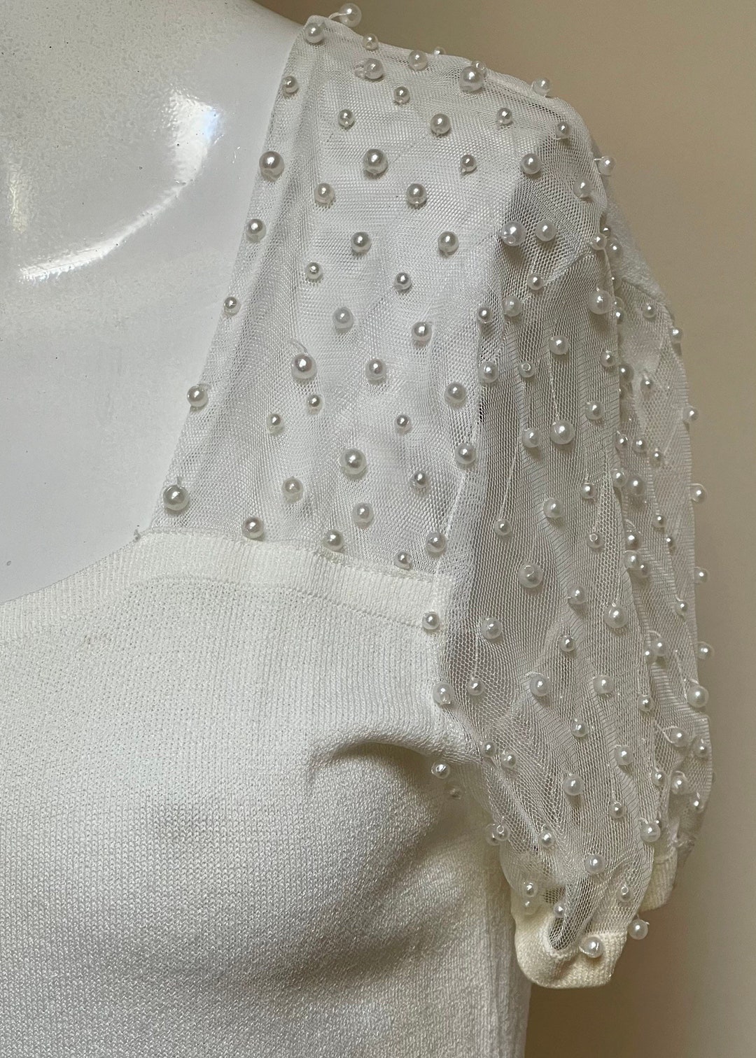 Pearl Embellished White Knit Pullover & Sheer Mesh Netting Party Top ...