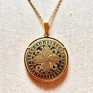 1970s Spanish Damascene Medallion Gold & Black Enamel Floral Engraved ...