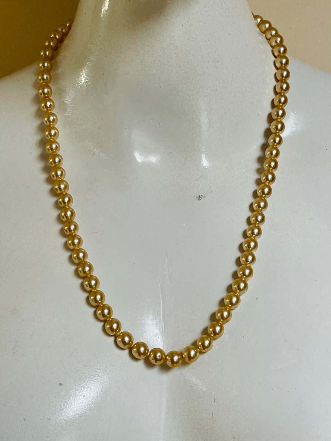 80s Gold Patina Pearls Faux Pearl Necklace Gold Tone Metal Solid Weight ...