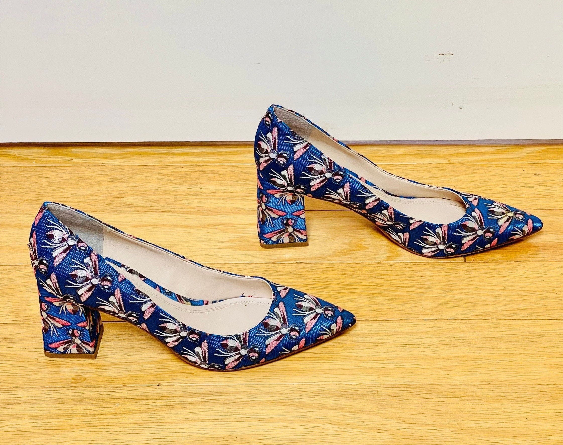 New Brocade Flies Shoes Embroidered Woven Tapestry Brocade Pointed Toes ...