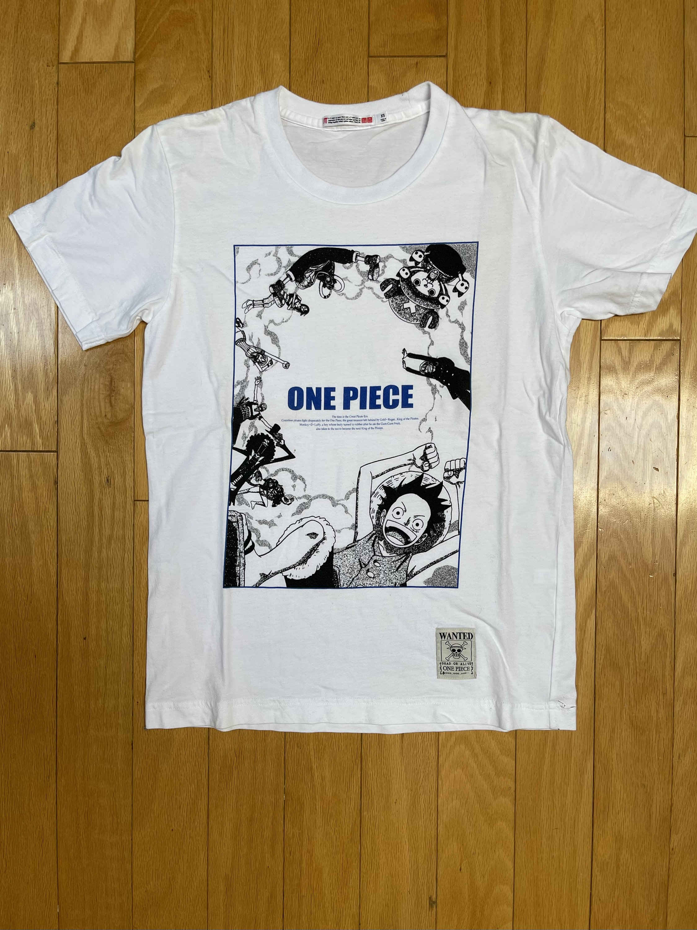 One Piece X Uniqlo X Anime X Movie White & Black Short Sleeve Tshirt ...