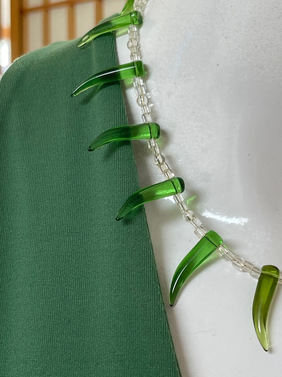 Unique “Bear Claw” Necklace Glass-Like Plastic Claw B… - Gem