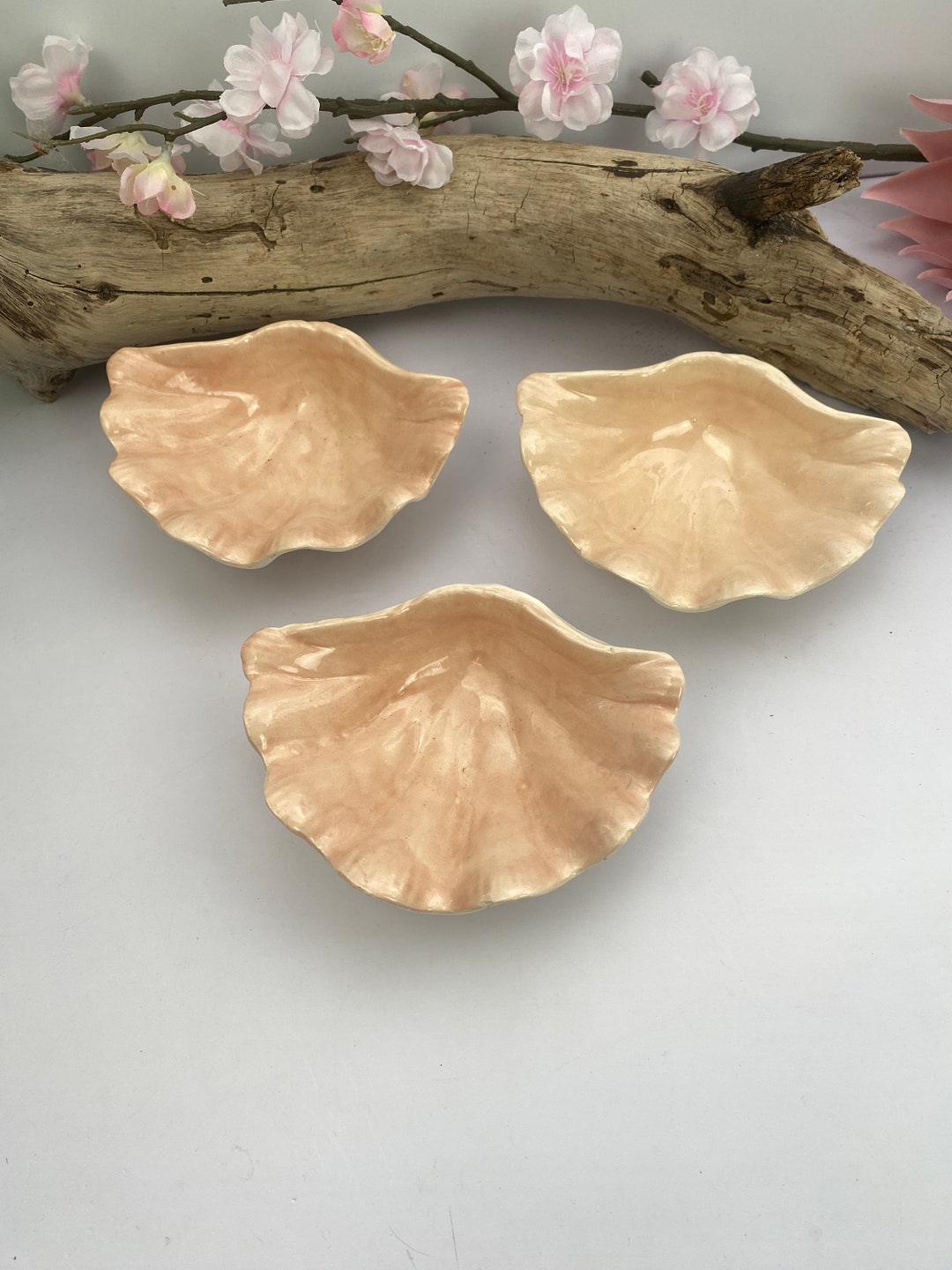 Clam Shell Bowls / Ceramic Kitchenware / Set of 3 - Etsy