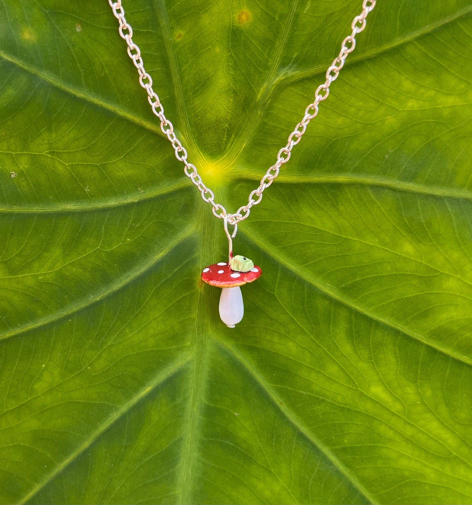 Tiny Froggie Toadstool Pendant Necklace - Etsy