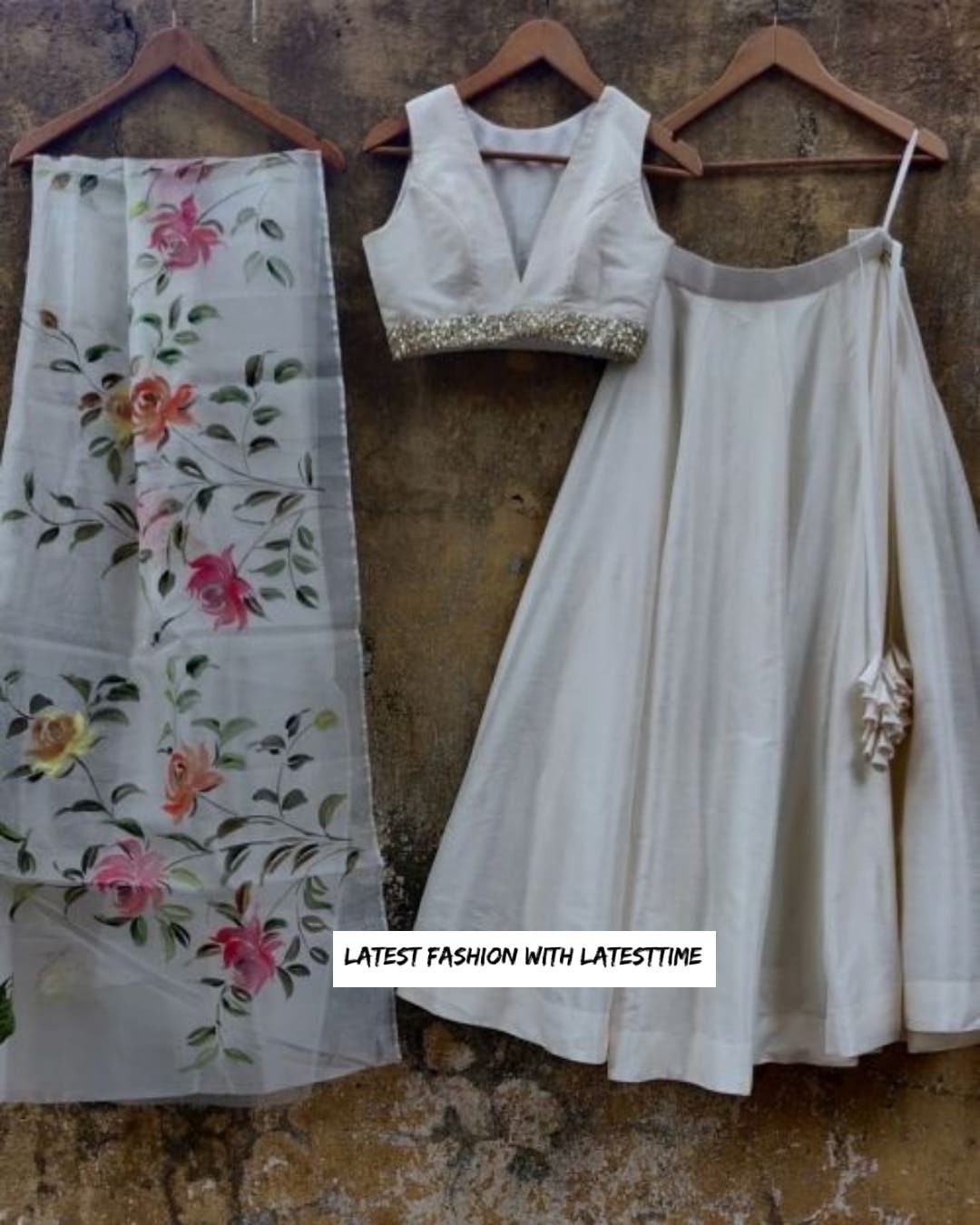 Designer Indian Outfits Ivory Lehenga With Hand Painted Dupatta ...