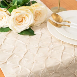 Cream Table Runner, Textured Pinch Pleat, for Kitchen, Dining, Round ...