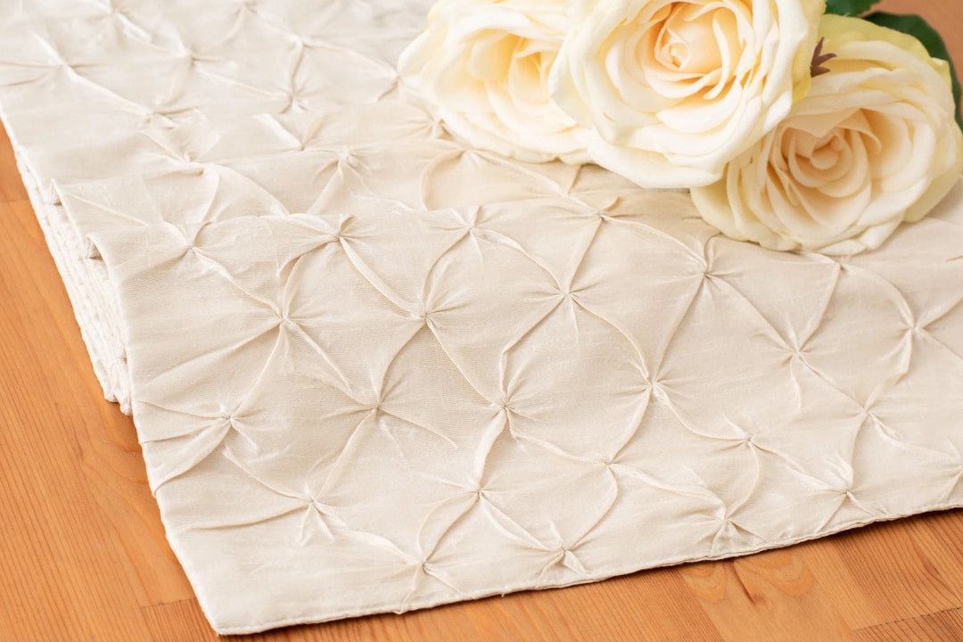 Cream Table Runner, Textured Pinch Pleat, for Kitchen, Dining, Round ...