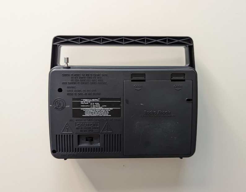 Vintage 1990's Realistic Brand Portable Radio Made by - Etsy Canada