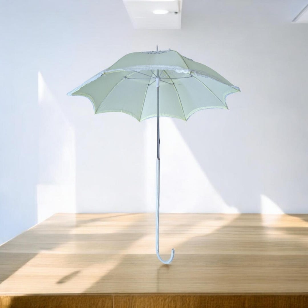 Vintage Parasol Light Pale Yellow/green With White Lace Trim / Nylon ...